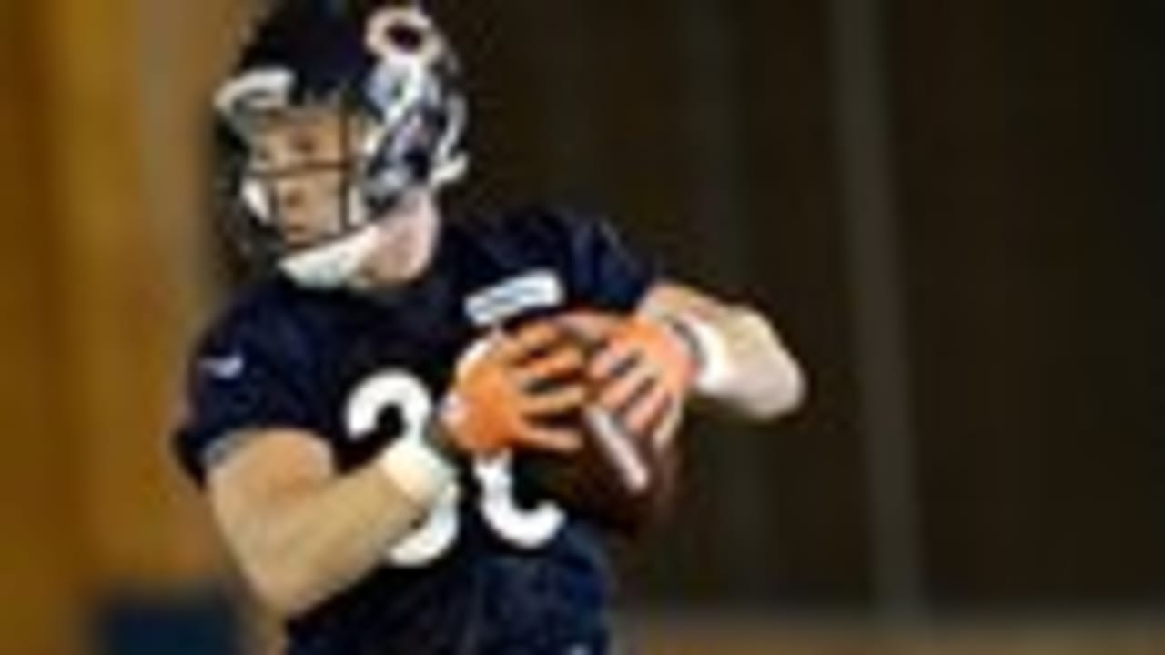 Lynch's transition off to smooth start