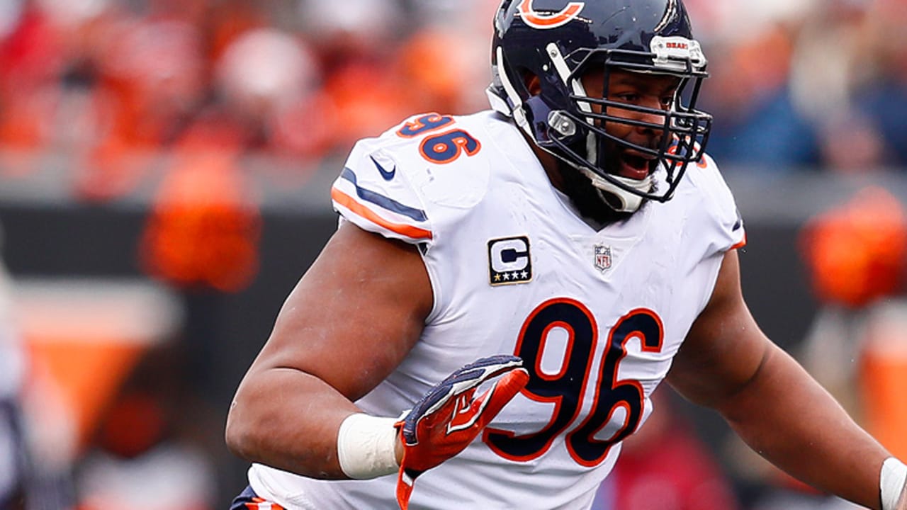 Hicks tabbed as top 3-4 end in NFL