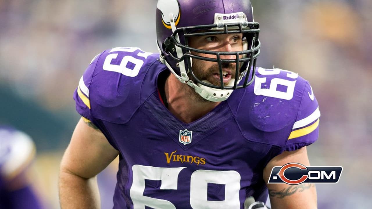 Bears sign Jared Allen