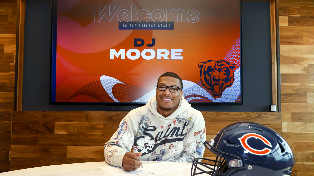 DJ Moore calls joining Bears, Justin Fields 'real special'