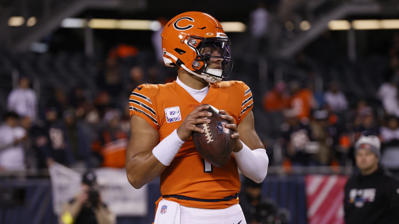 Bears at Patriots trailer: Monday Night Football | Bears Buzz