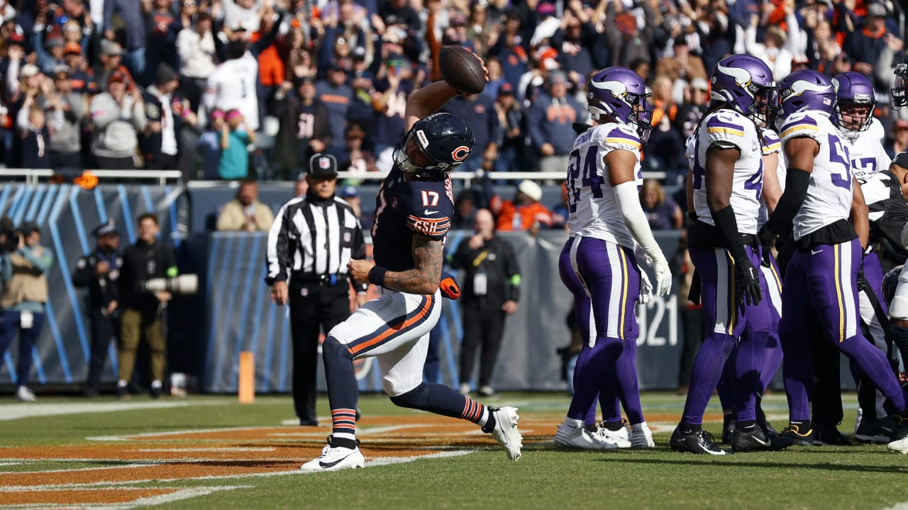 Tyson Bagent rushes for a 1-yard touchdown