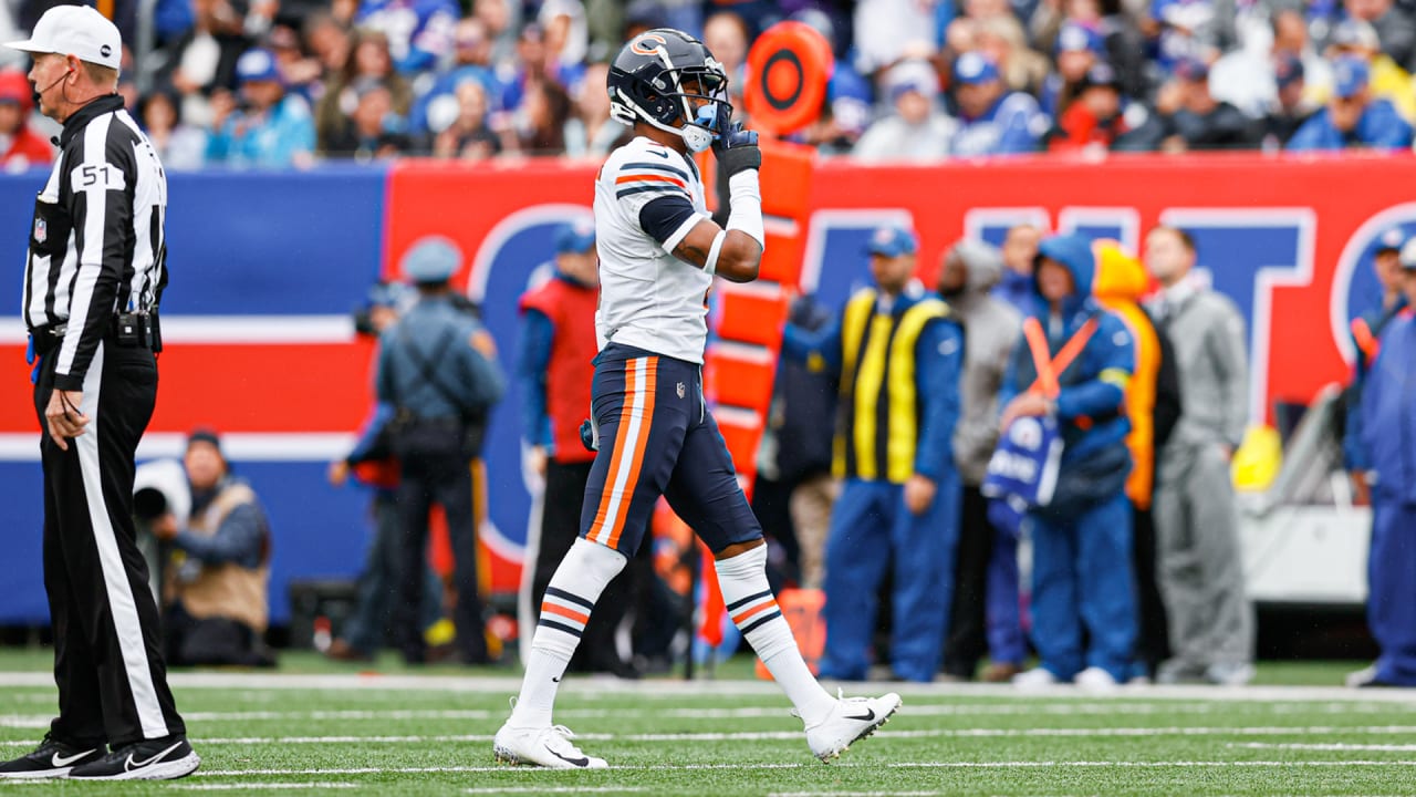 Jaquan Brisker not fooled by play-action fake, sacks Daniel Jones