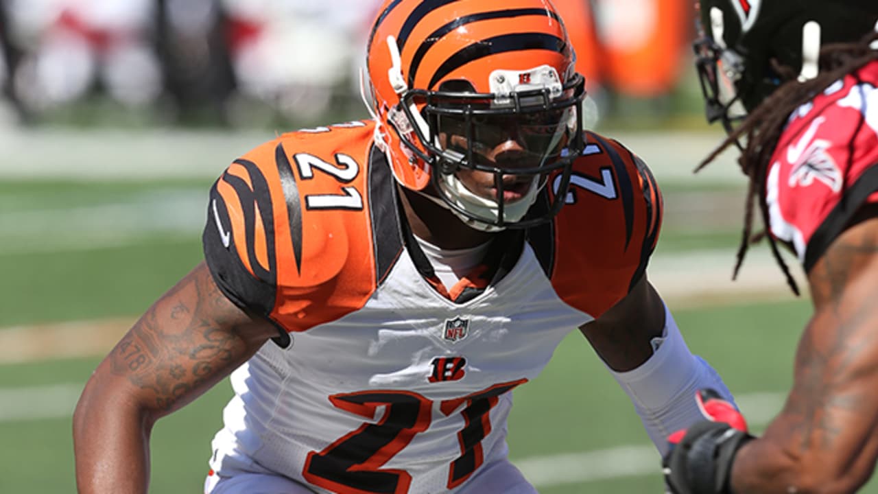 Quick Hits: O-Line Used To Turbulence; Dennard Goes From PUP To Play ...