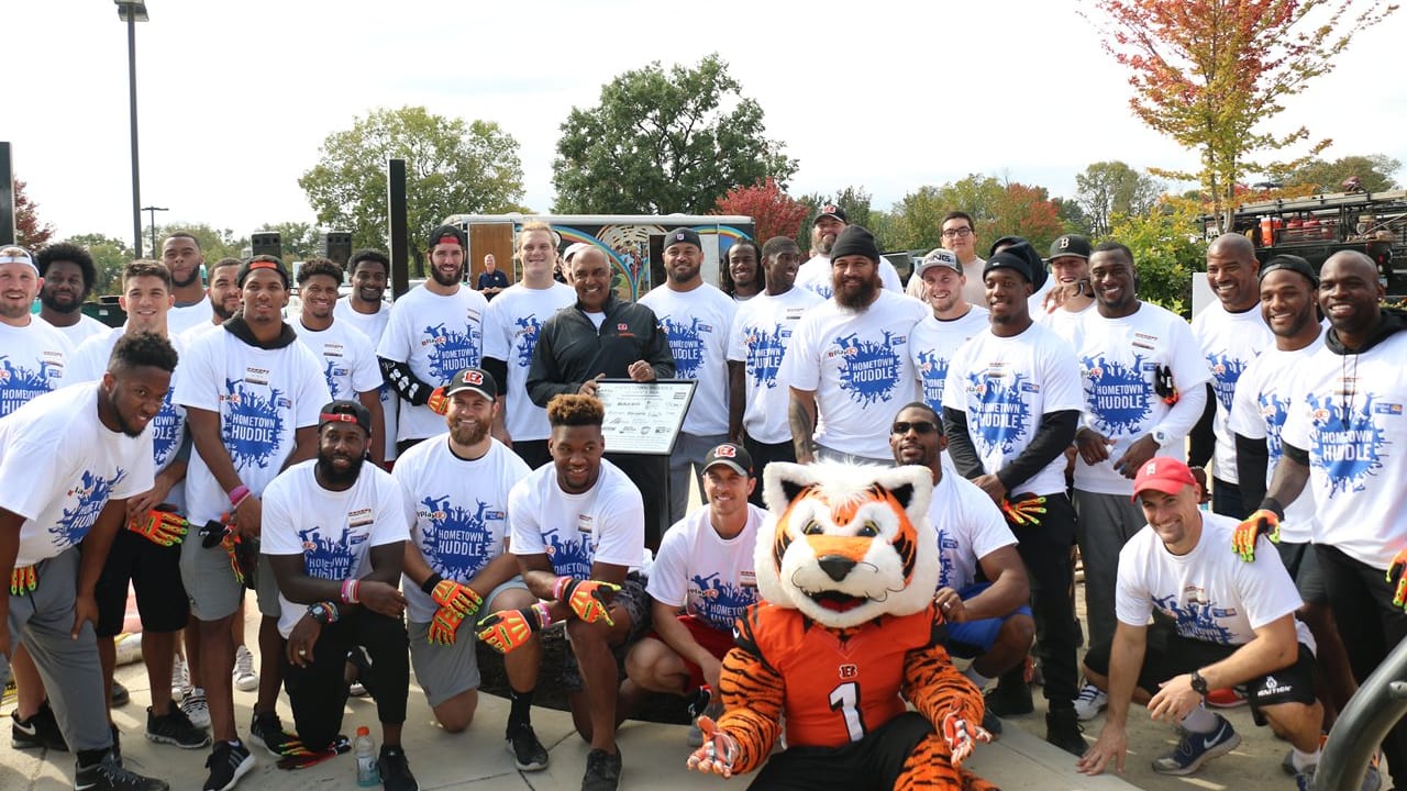 MLCF - Hometown Huddle