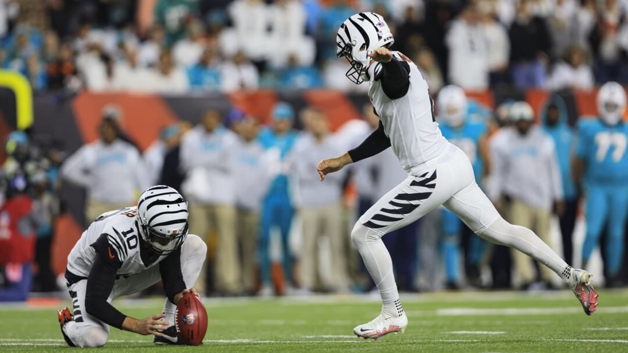 Evan McPherson Named AFC Special Teams Player of the Week for Week 4 Against Miami