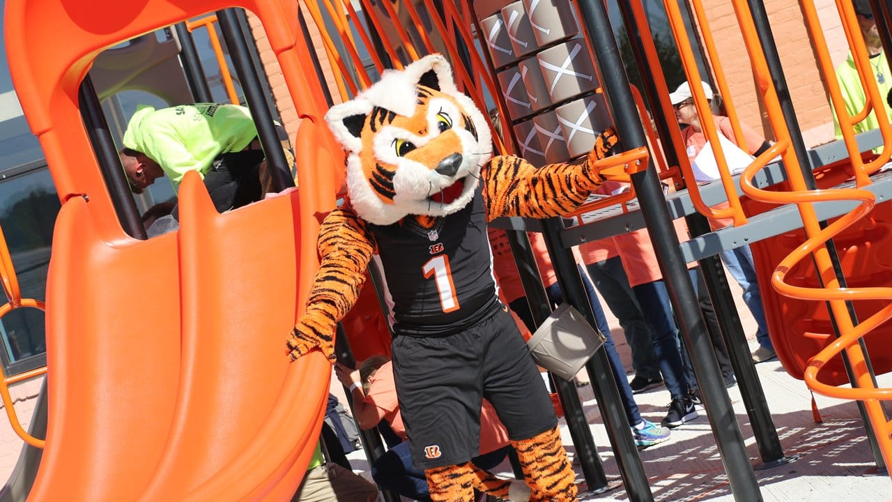 MLCF - Hometown Huddle