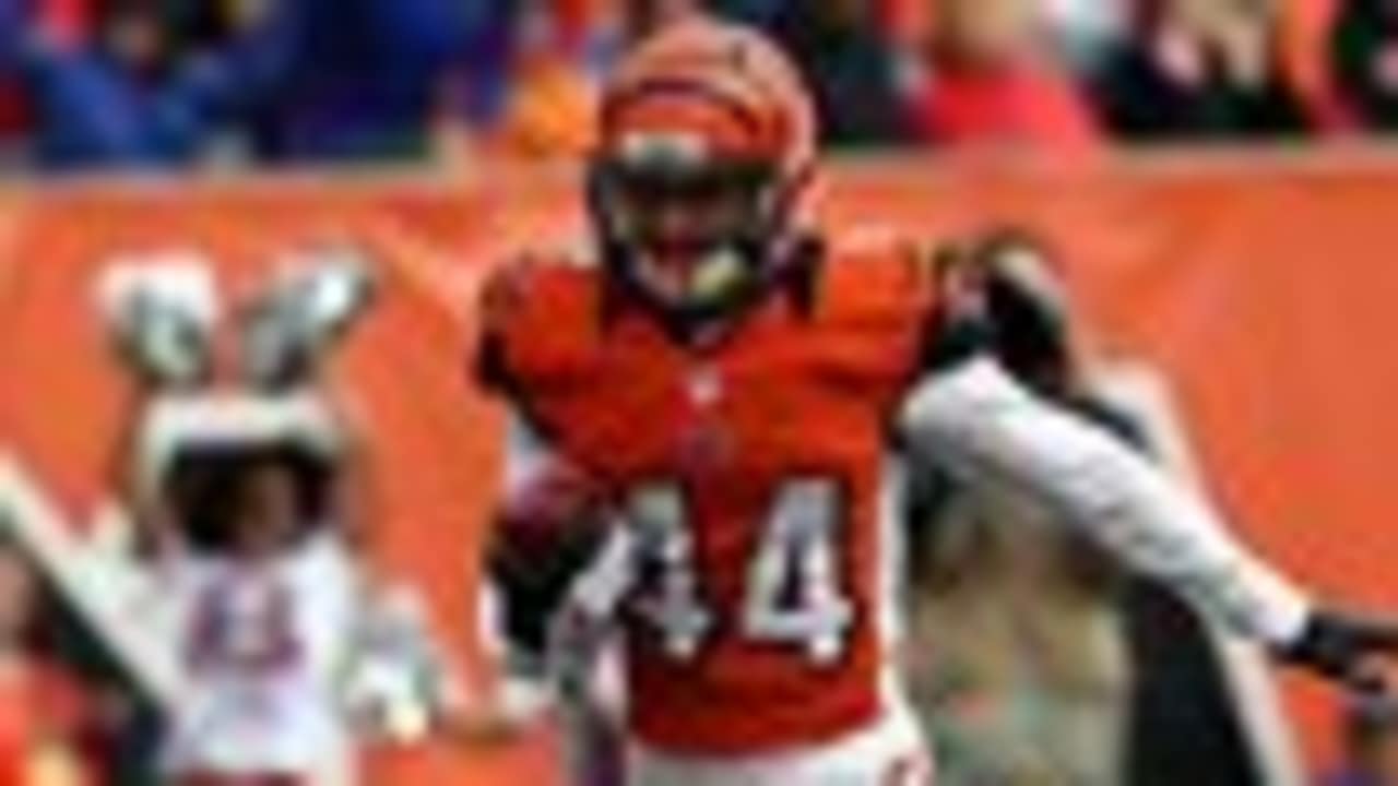 Dye proves it takes all kinds