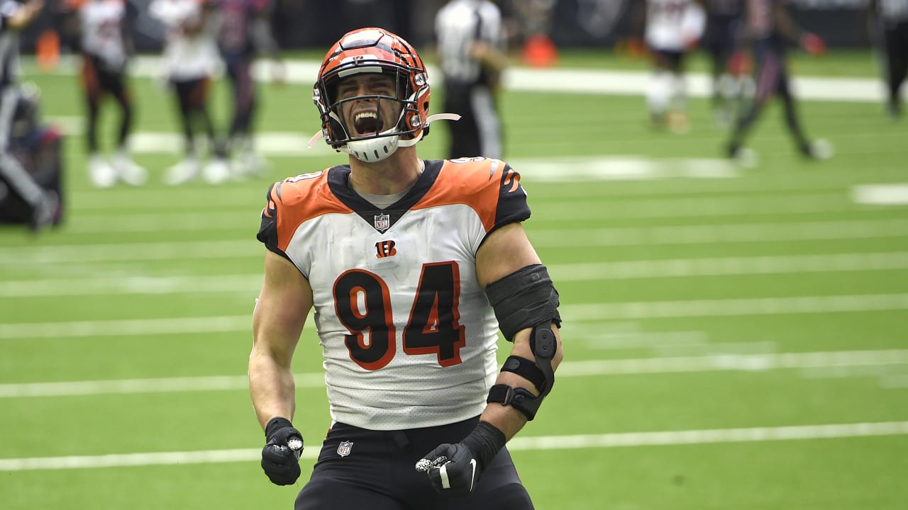 Photo Gallery | Best 2020 Images of Sam Hubbard