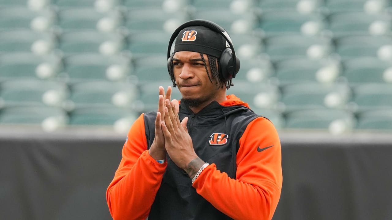 Bengals Pregame Notebook: Burrow Seeks More Late Season Numbers