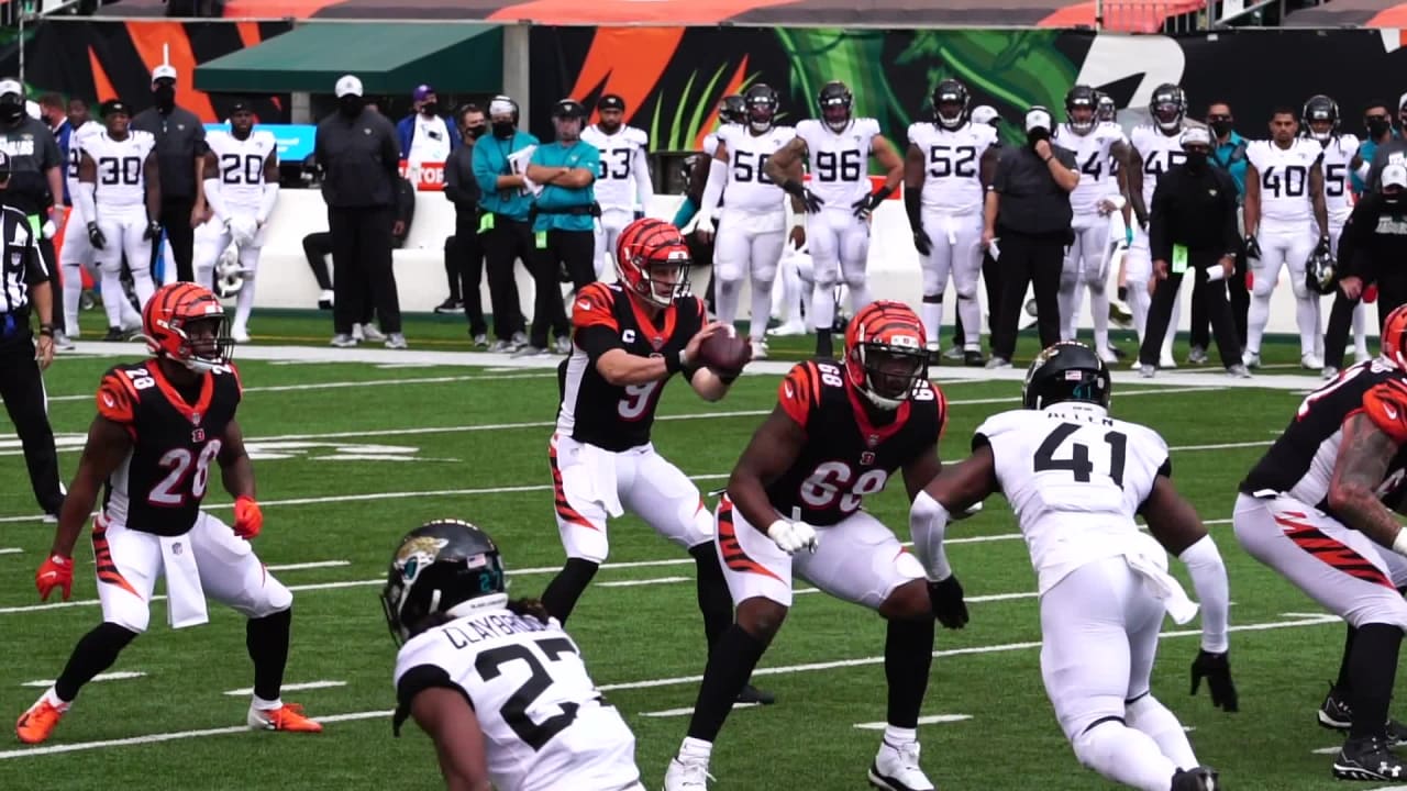 Field View: Joe Mixon's 9-Yard Touchdown Reception