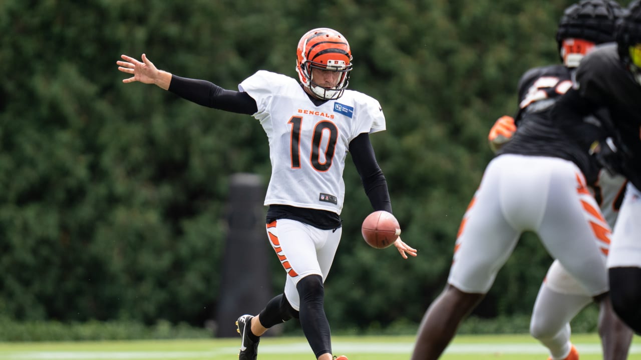 Bengals Notes: Kevin Huber All Business On Verge of Record; Zac Taylor ...