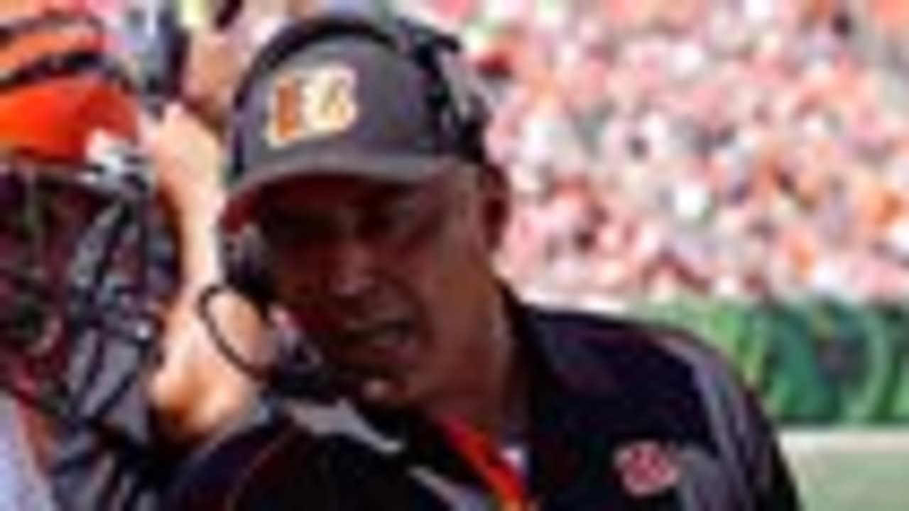 Notes: Solly recalls 4-0; Lewis questionable on sked, but players probable