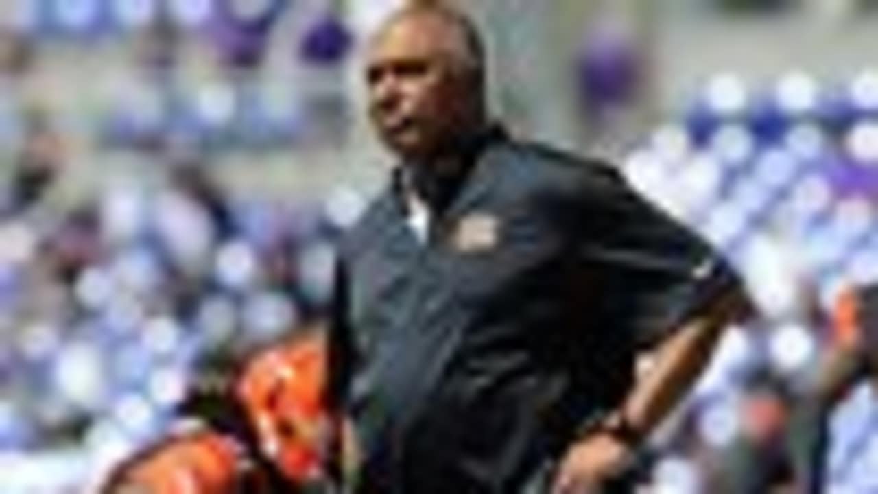 Lewis: no status quo