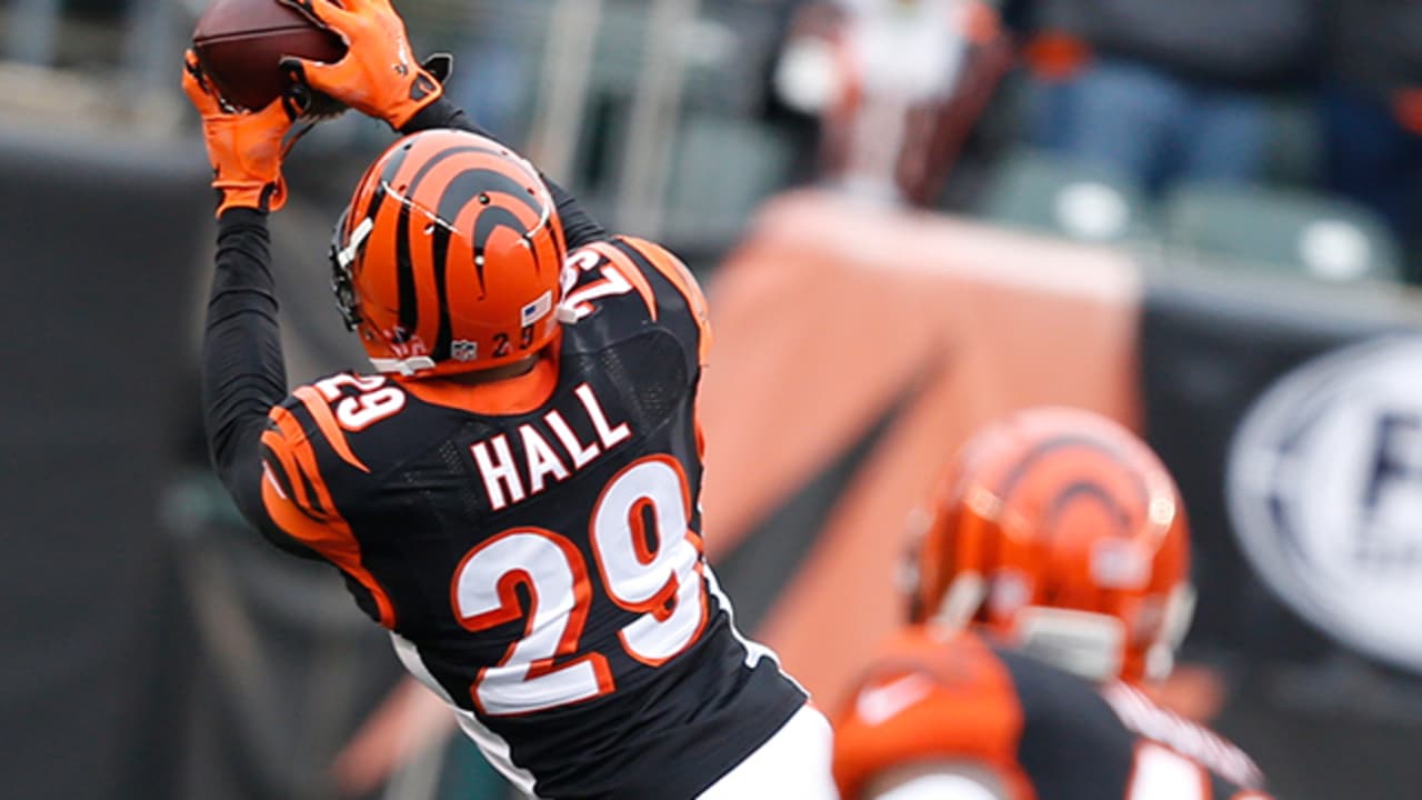 Bengals CB Leon Hall named AFC Defensive Player of the Week