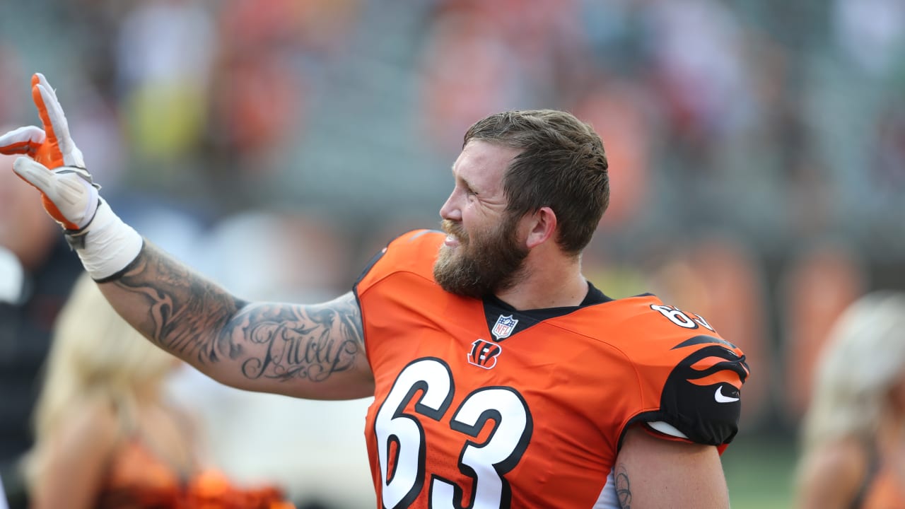 Hobson's Choice: Oh The Line Dominates Camp Buzz