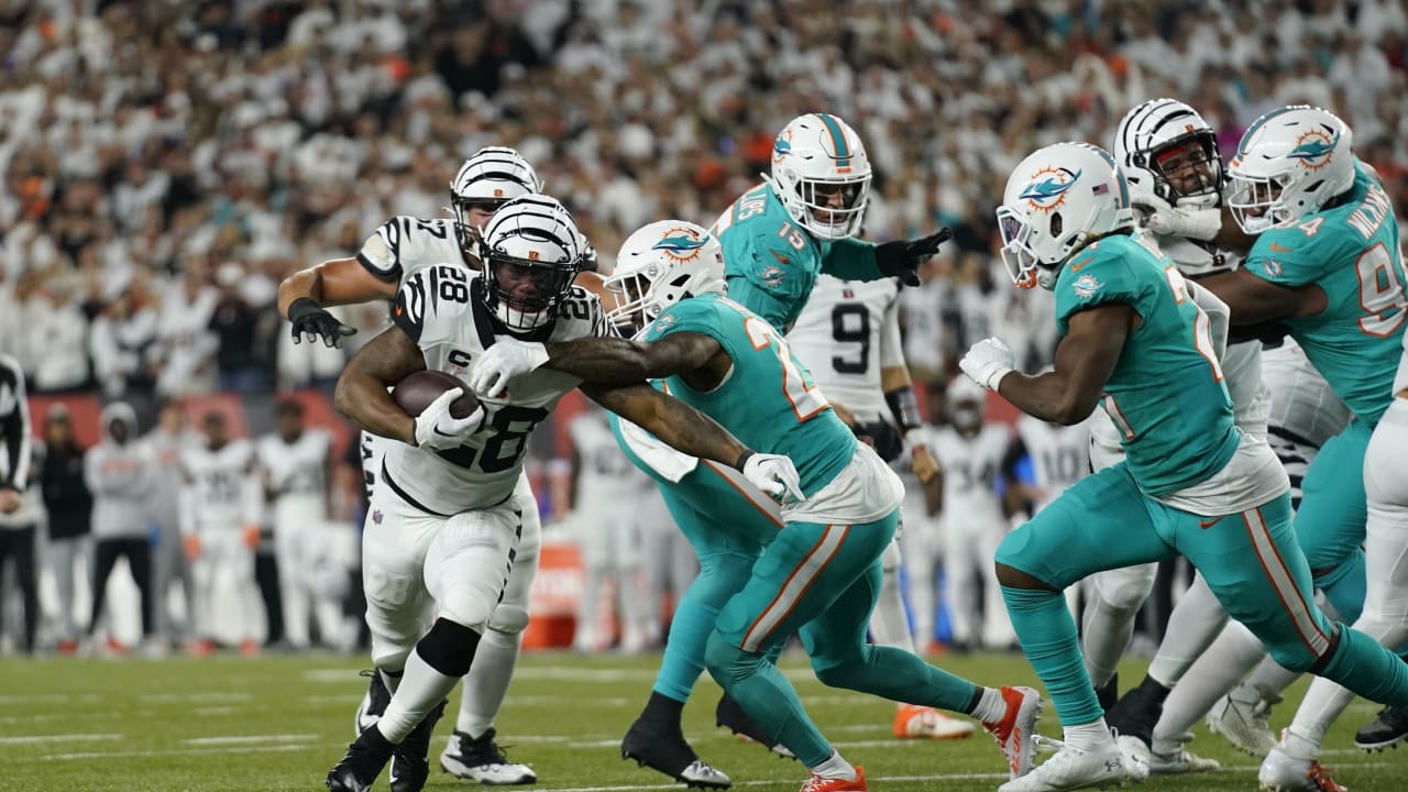 Joe Mixon Touchdown | Week 4 Against Dolphins Highlights