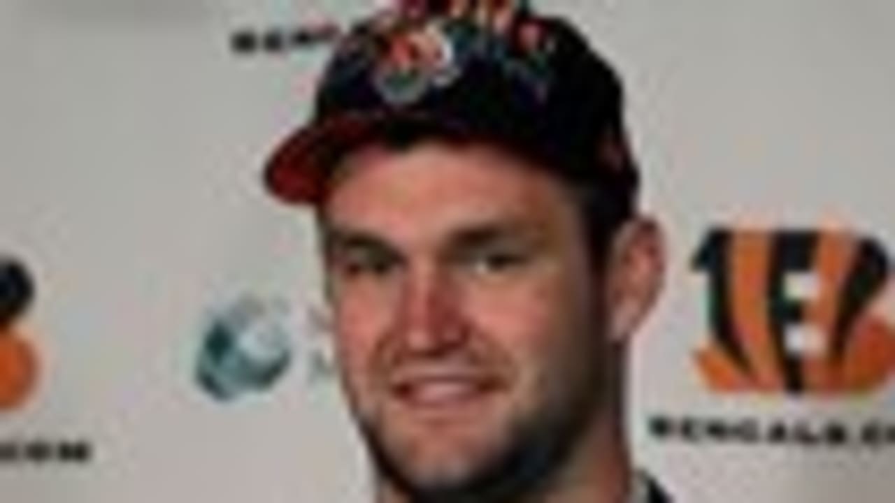 Hunt goes from national traitor to international star