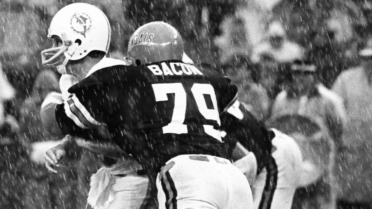 Game Within The Game: A Sack Of Memories And A Coy Bacon Primer As Trey ...