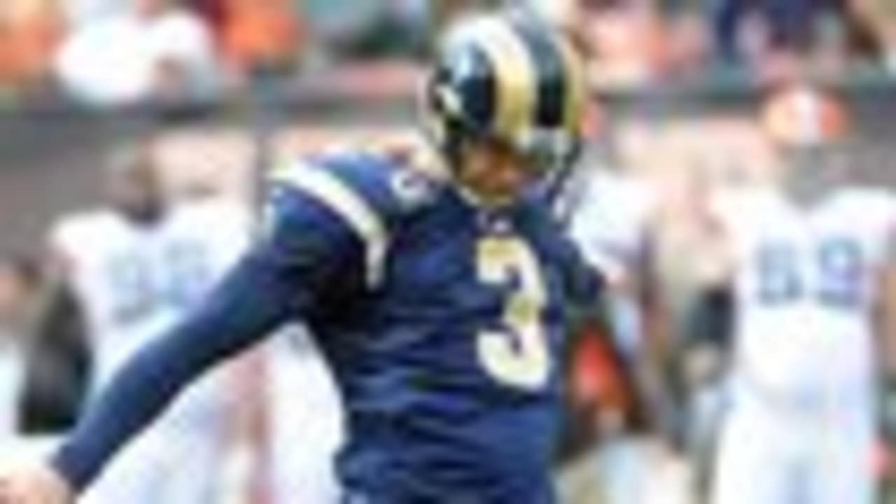 Notes: Swift kick as Josh Brown settles in day-to-day; Cook in kitchen ...