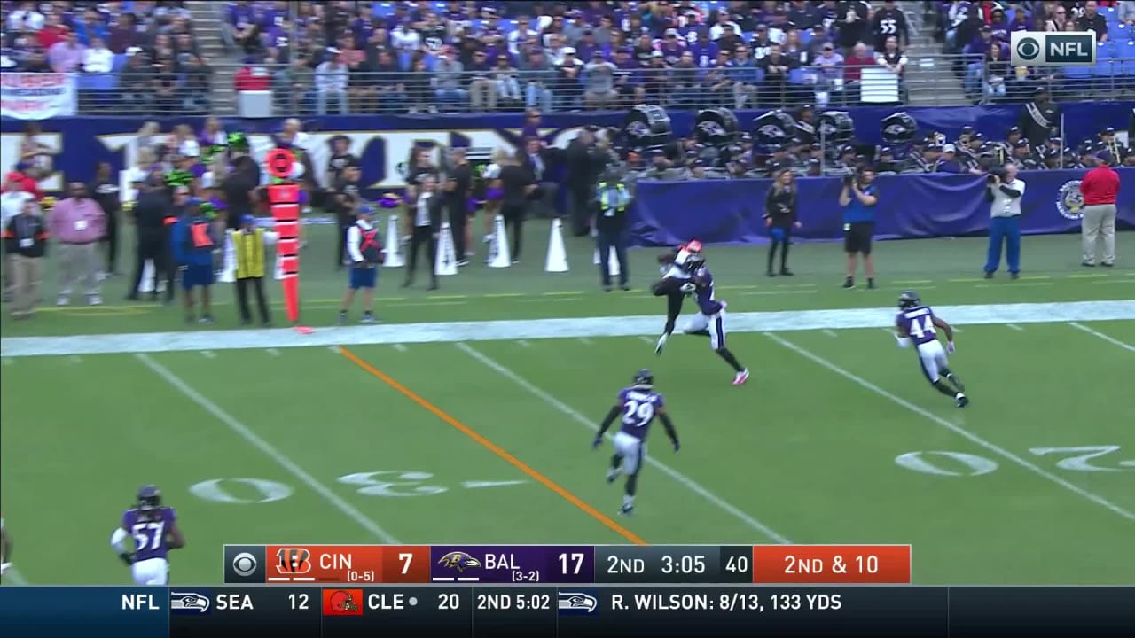 Auden Tate makes another mesmerizing catch for first down