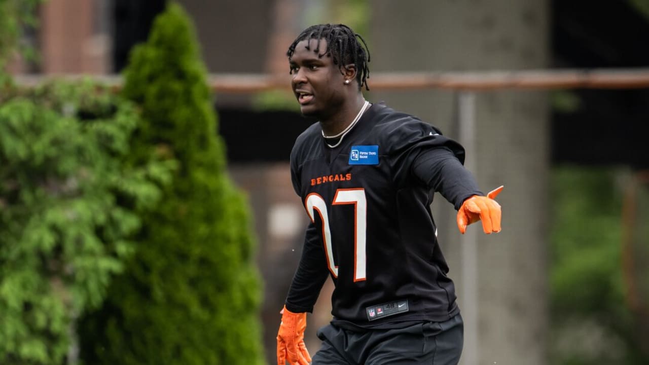 A Coach's Son, Bengals Rookie Safety Jordan Battle Arrives Well-Schooled