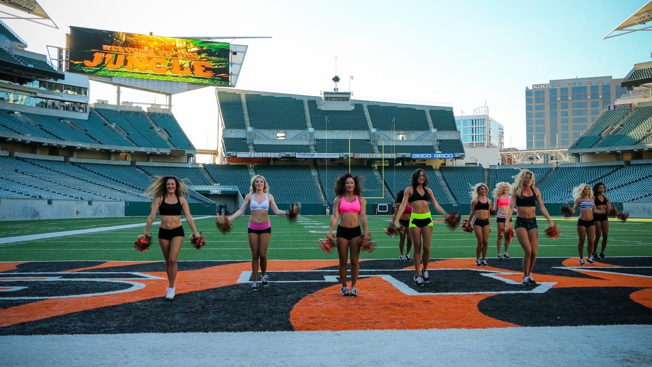 Ben-Gals Cheerleader Practice 07/30