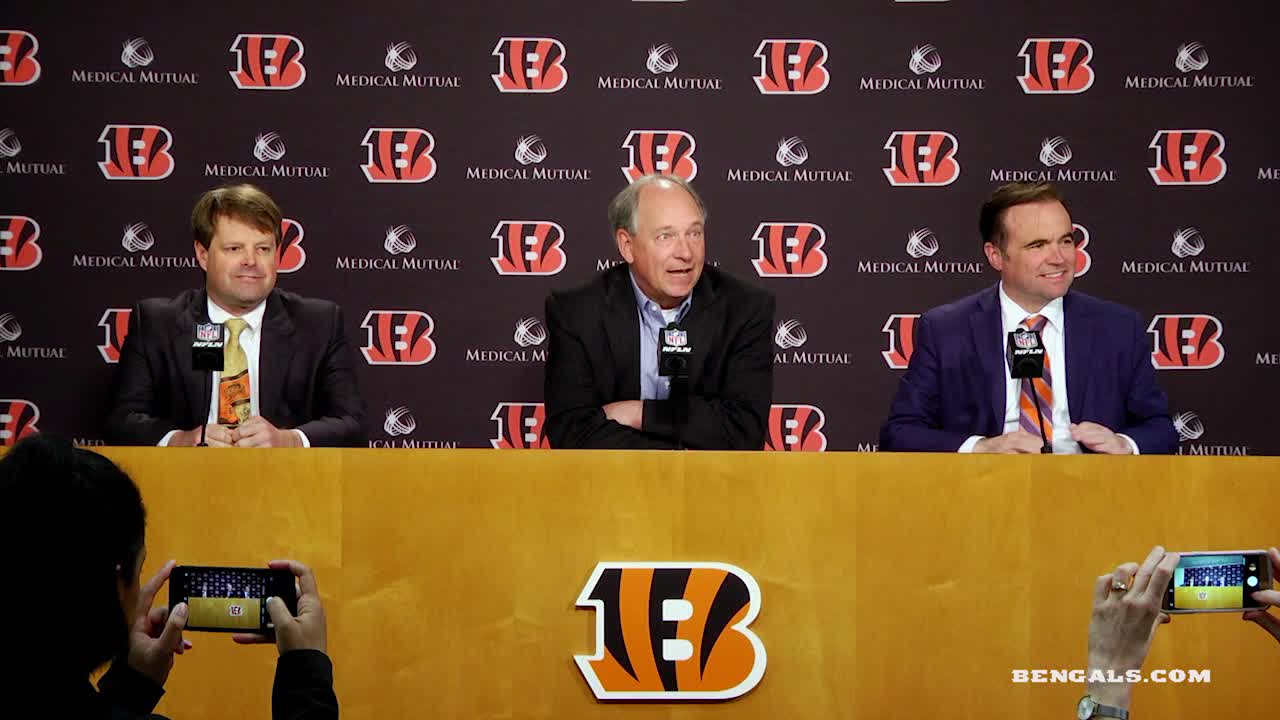 Bengals Kick off Huddle for 100