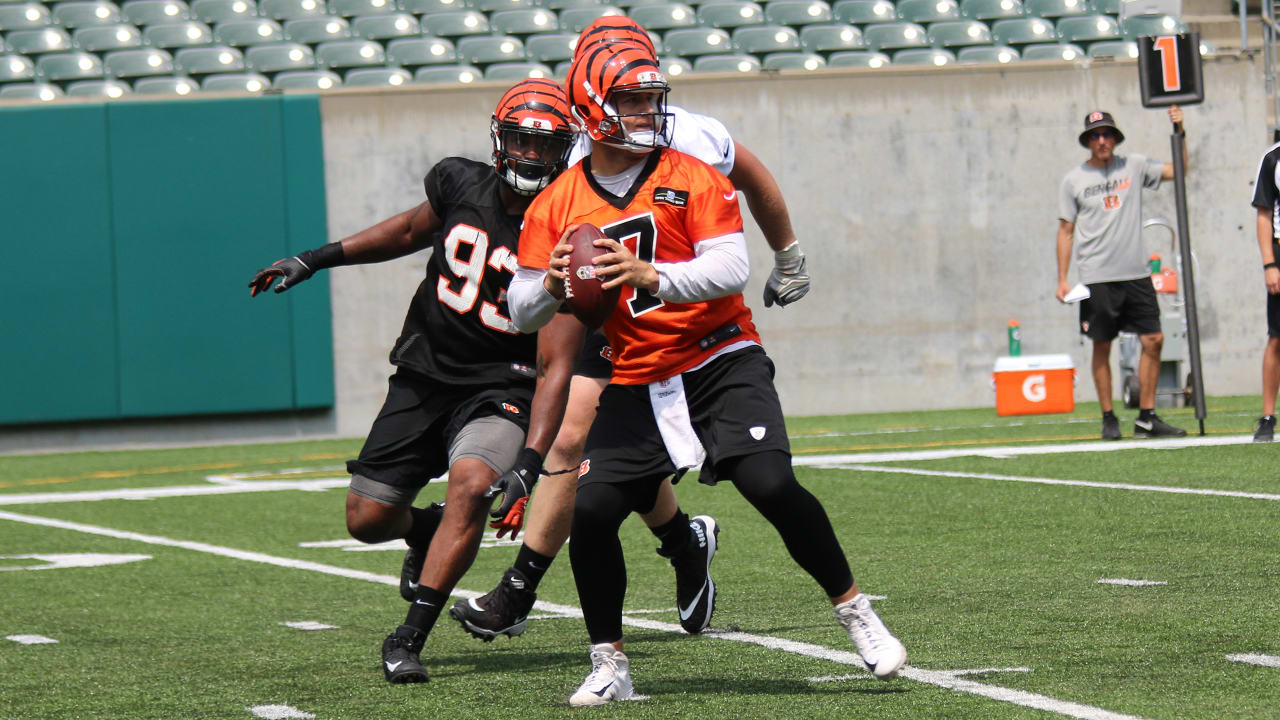 Barkley Brings Experience To Backup Battle