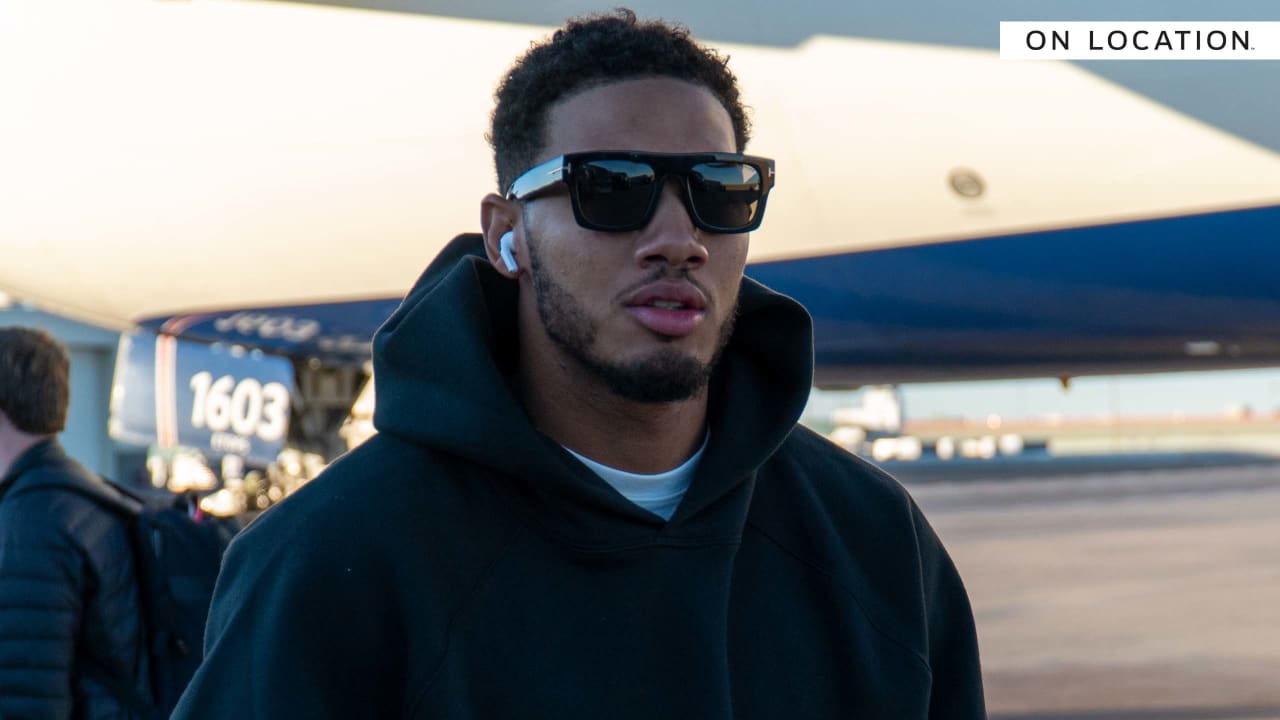 Photo Gallery: Travel To Denver For Week 15