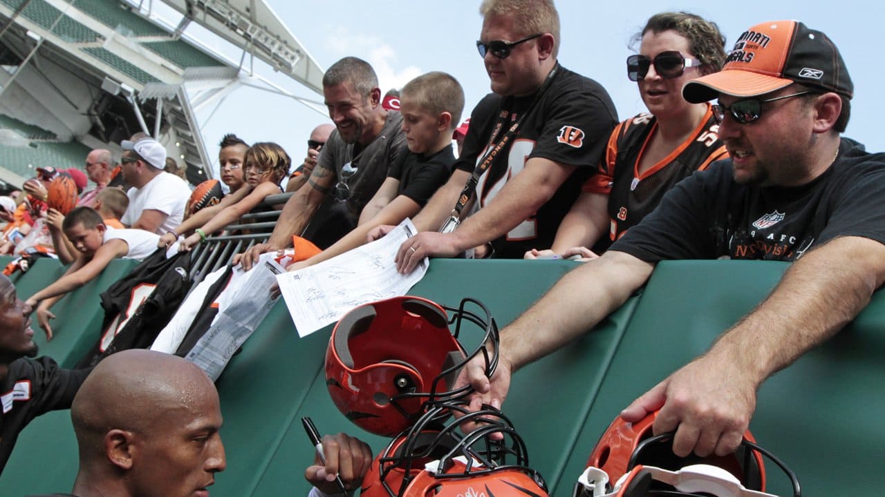 Intrasquad Scrimmage Gallery (8/4/12)