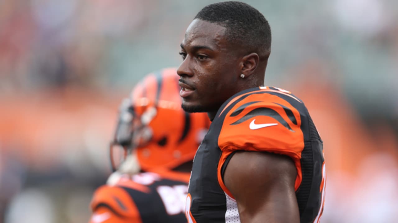 Green eyes future, not history