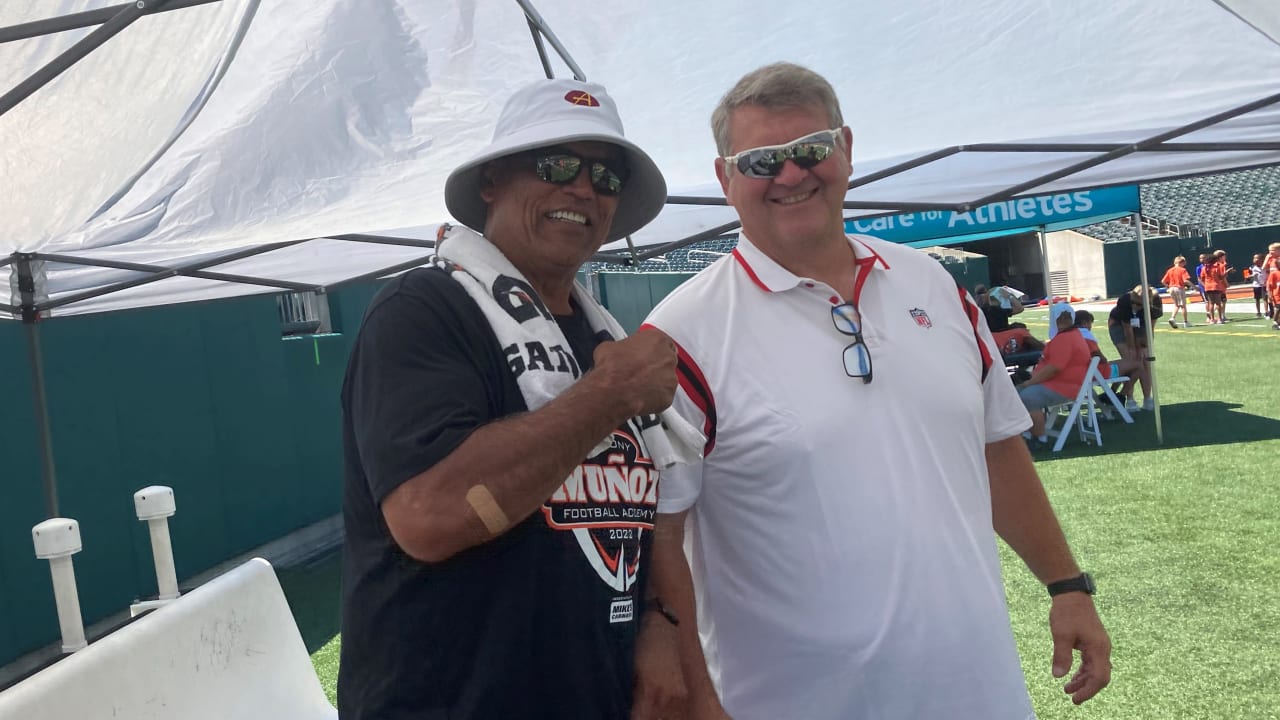 Legendary Bengals O-Linemen Offer Super Advice