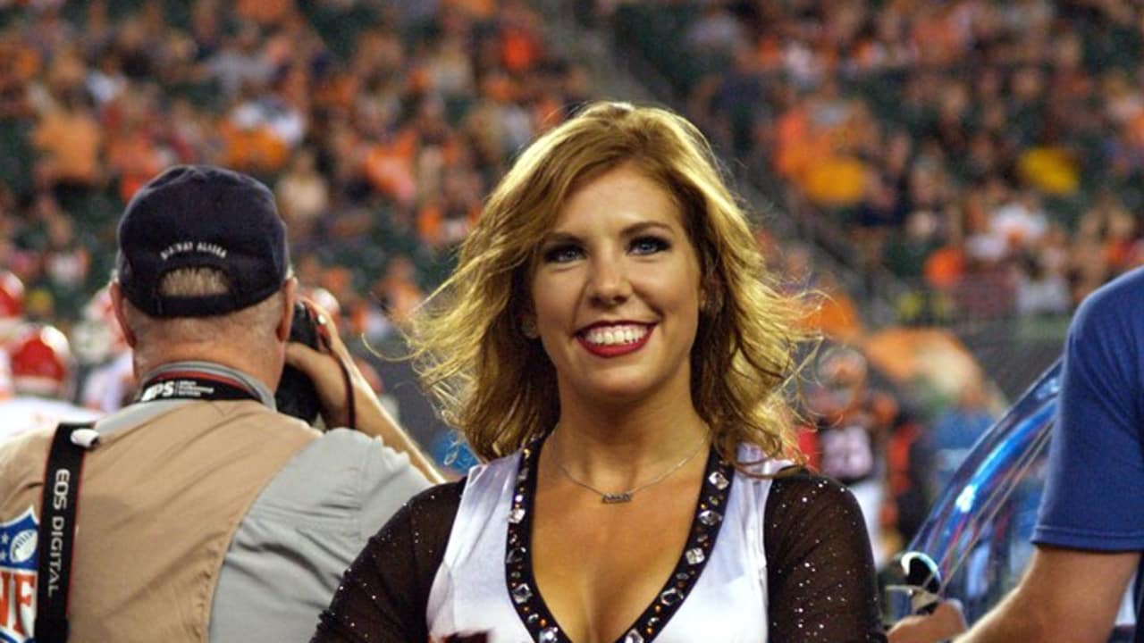 Cheerleader of the Week: Samantha