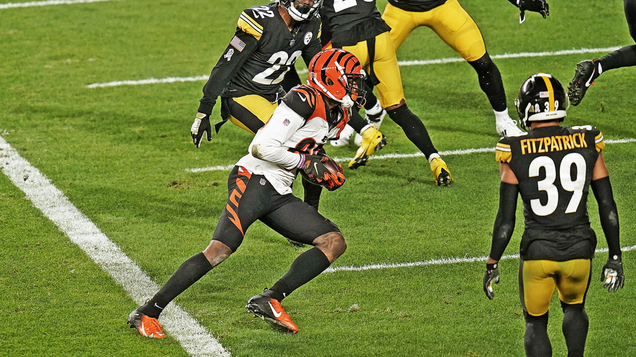 Vote For Bengals Wide Receiver Tee Higgins For The Pepsi Zero Sugar Rookie of the Week