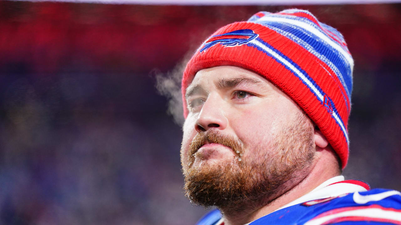 Bills fans help Harrison Phillips earn $5K for his Playmakers Foundation