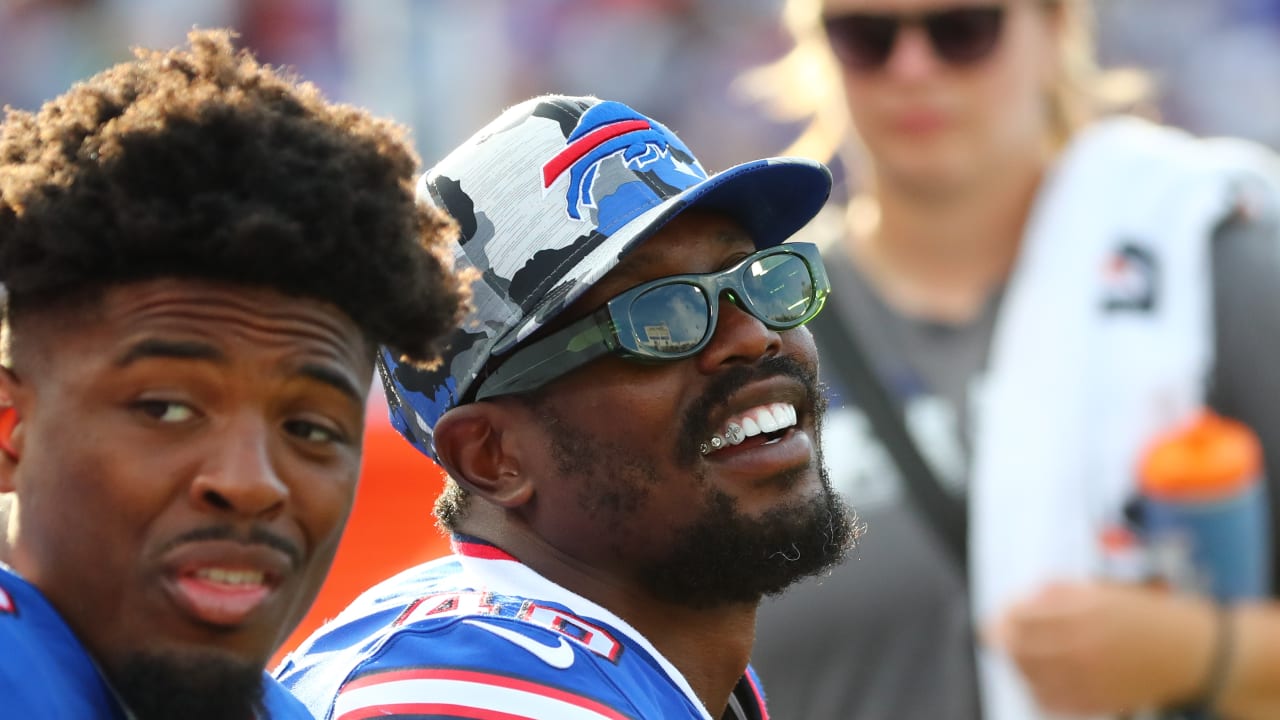 Say Cheese! Best Training Camp & Preseason Smiles