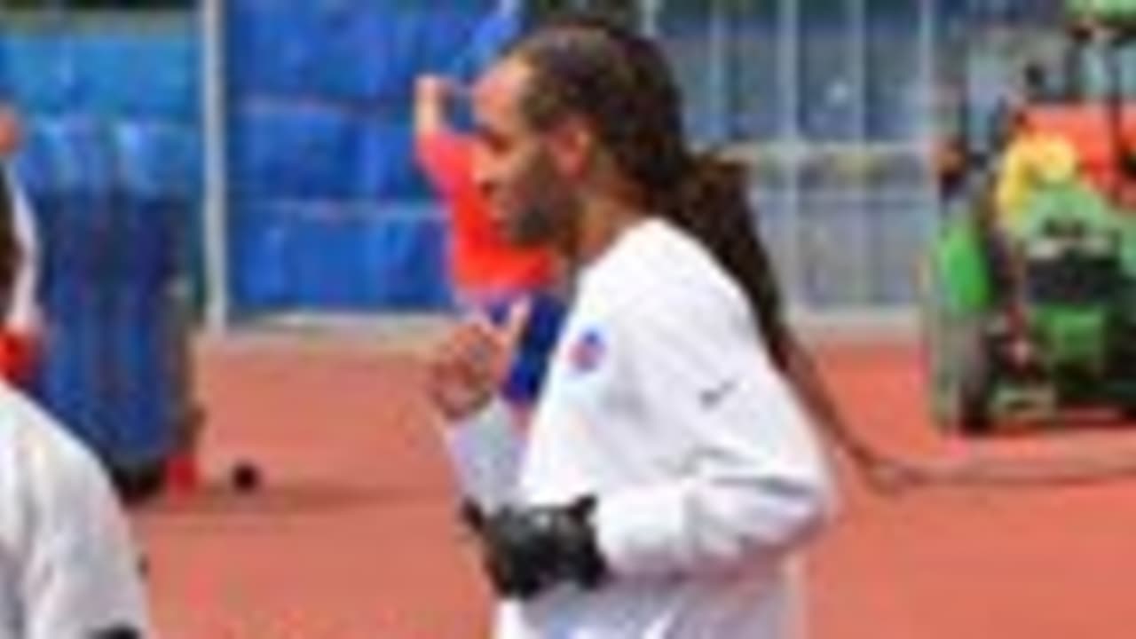 Stephon Gilmore making progress