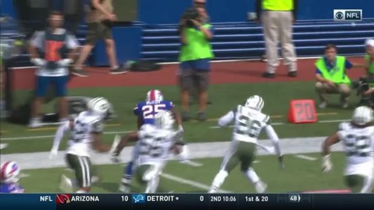 LeSean McCoy bursts for another big run against the Jets