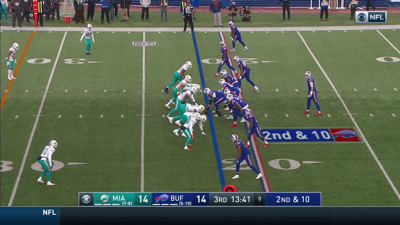 Jason Croom catches for a 26-yard gain