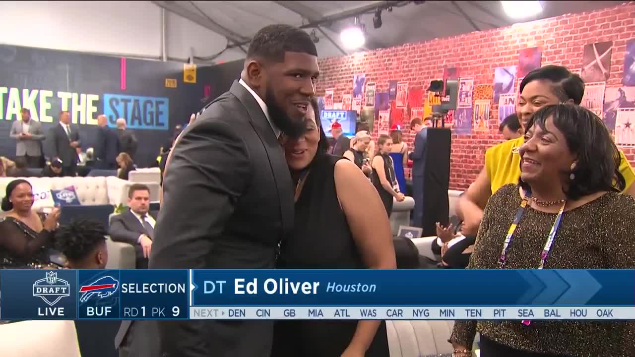 Buffalo Bills select Houston defensive tackle Ed Oliver No. 9 in the ...