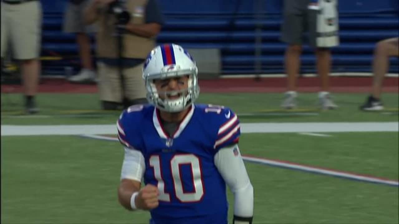 AJ McCarron hits Brandon Reilly for a 59-yard gain