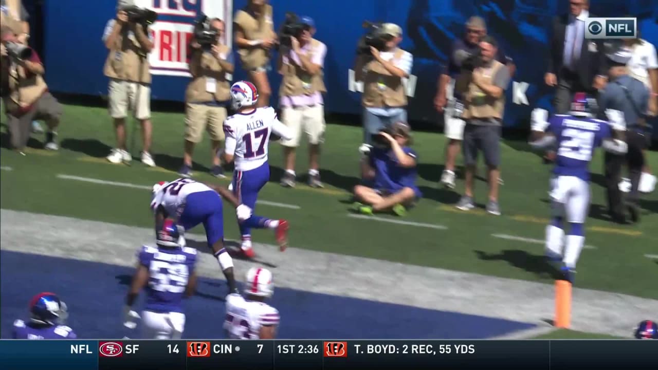 Highlight: Josh Allen rushes in for a TD