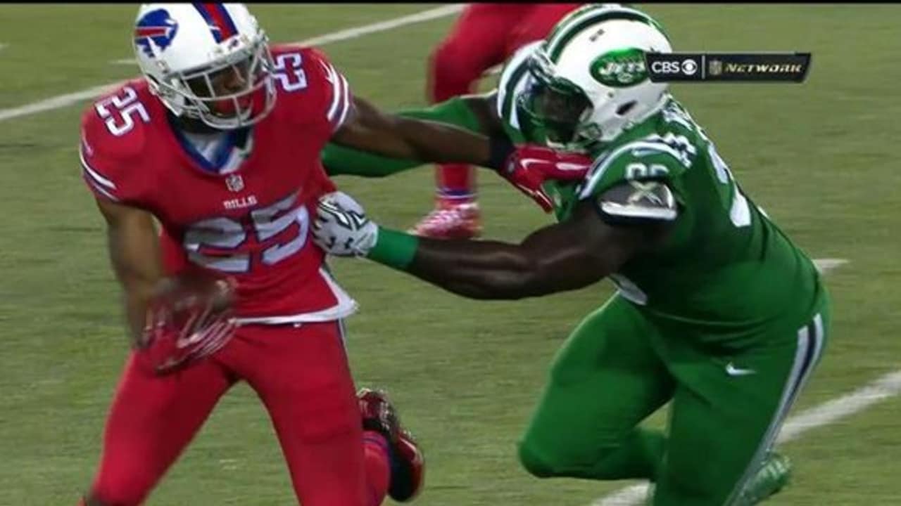 HIGHLIGHT: LeSean McCoy makes moves for first down
