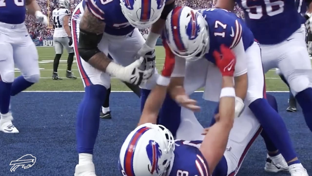 Sideline Access | Josh Allen connects with TE Dawson Knox for 2-yard TD | Week 2 vs. Raiders