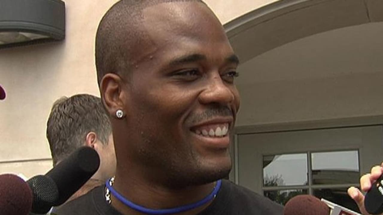 Fred Jackson Meets the Media at Camp