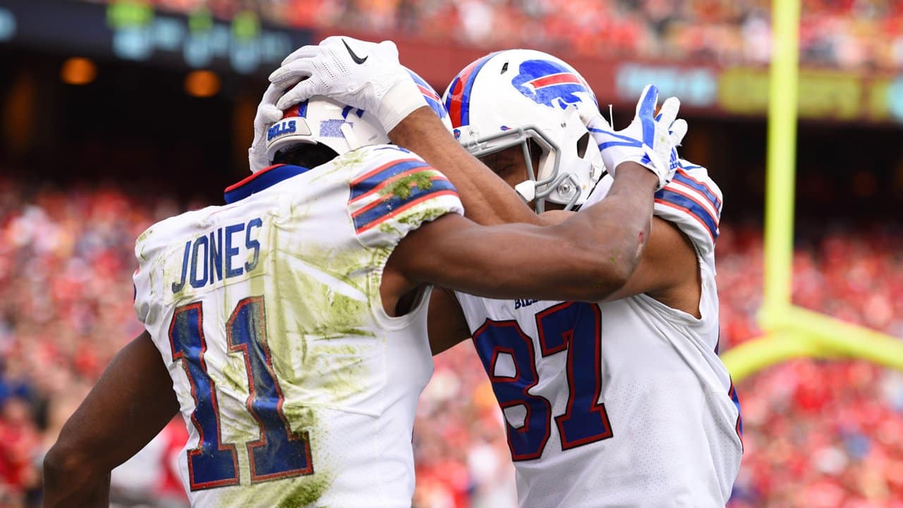 Photos: Touchdown Tuesday