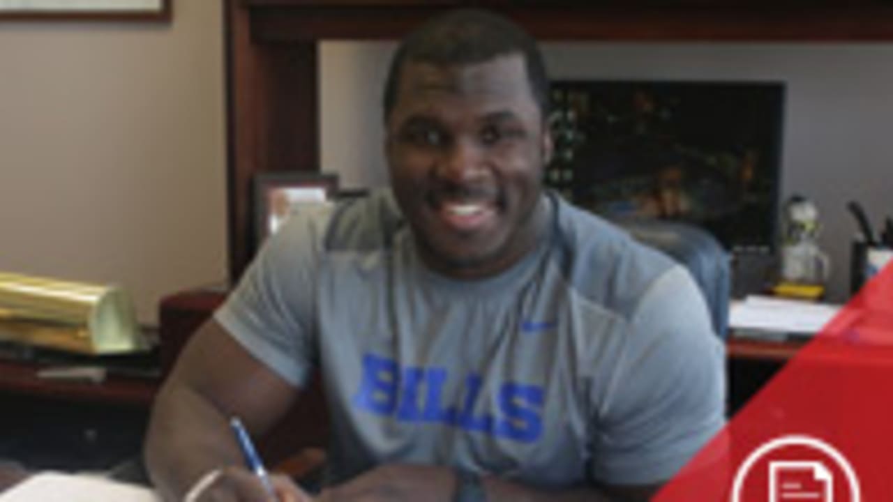 LB Tony Steward signs rookie contract