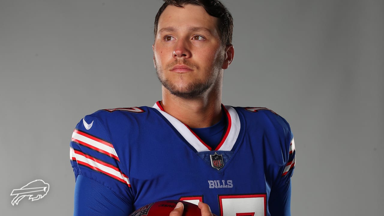 Photos | Bills QBs & select veterans in uniforms