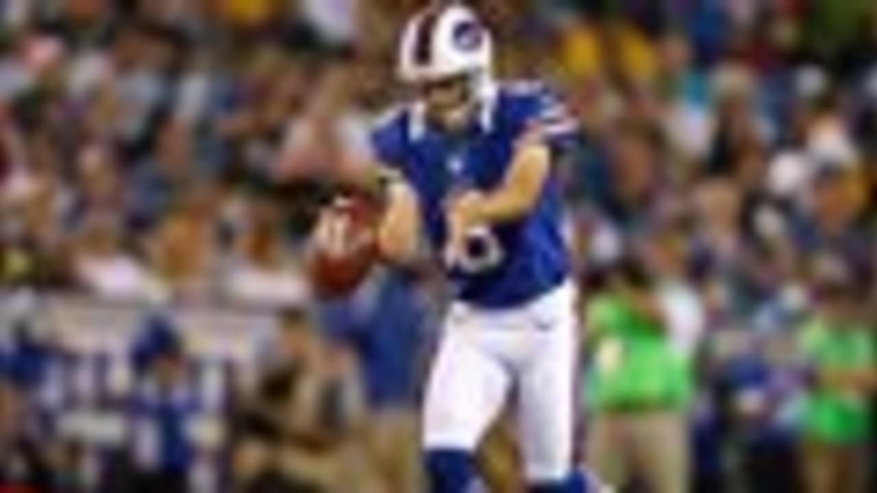 Bills reunite with Brian Moorman